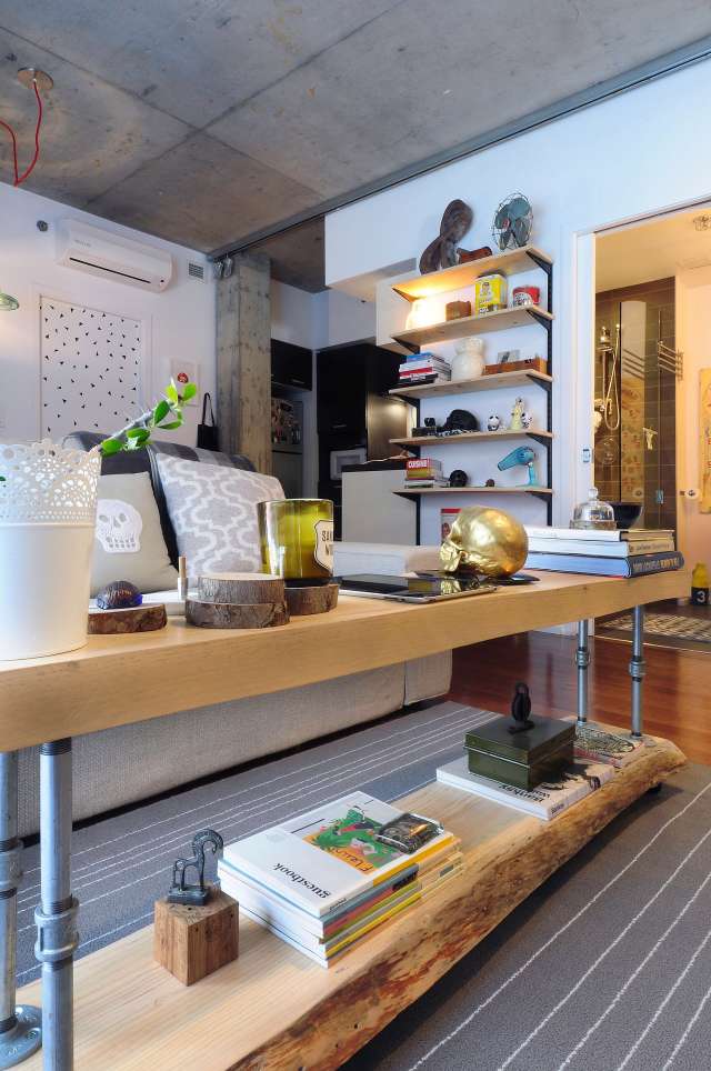 House Tour: A Small Studio Full of Art and DIY Projects | Apartment Therapy