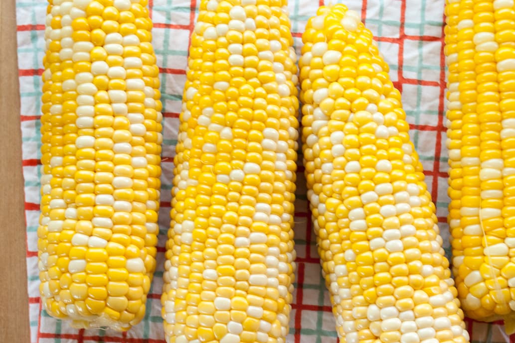 You Don't Need a Knife to Cut Corn Cobs in Half | Kitchn