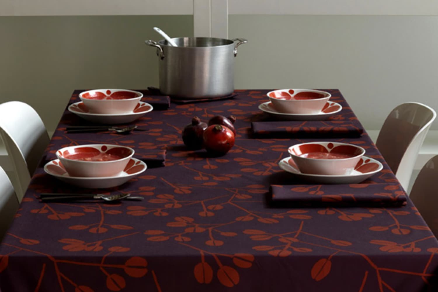 Modern Table Linens: Smart Sources | Apartment Therapy