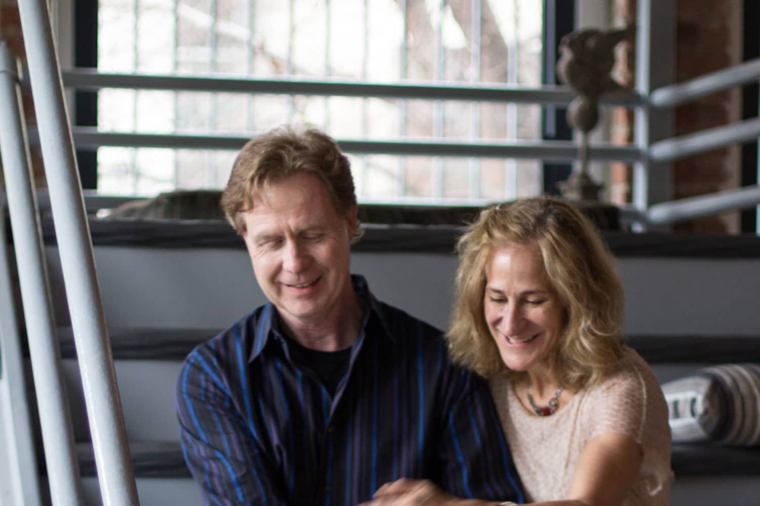 Anne & Leo’s Cozy Cosmopolitan Loft | Apartment Therapy