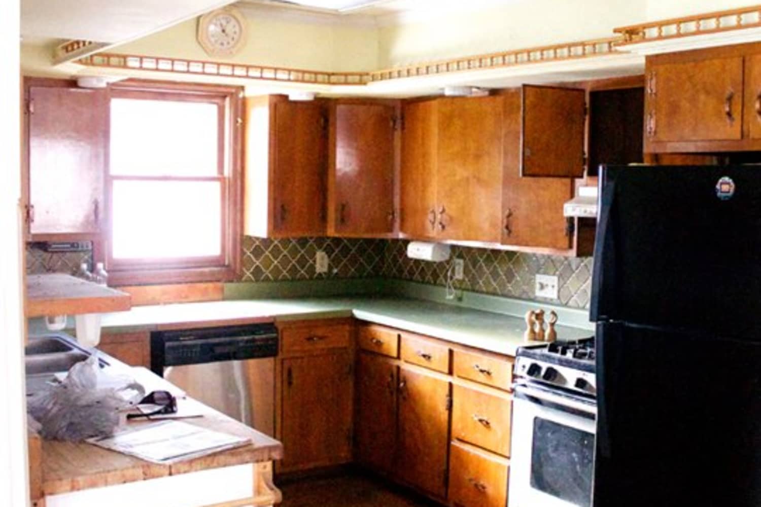 Before & After: A 1942 Kitchen Gets a Chic Modern Makeover | Apartment ...