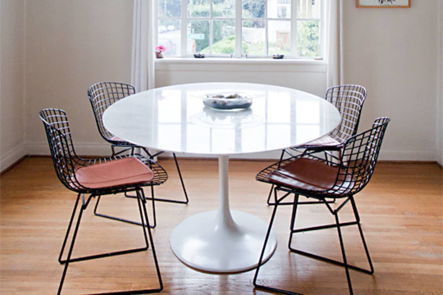 3 Simple Solutions For A Clutter Free Space Apartment Therapy
