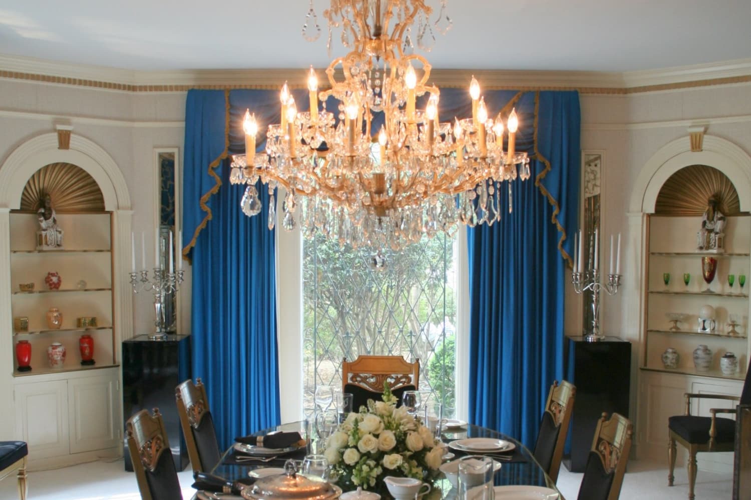 E’s Graceful Time Capsule | Apartment Therapy