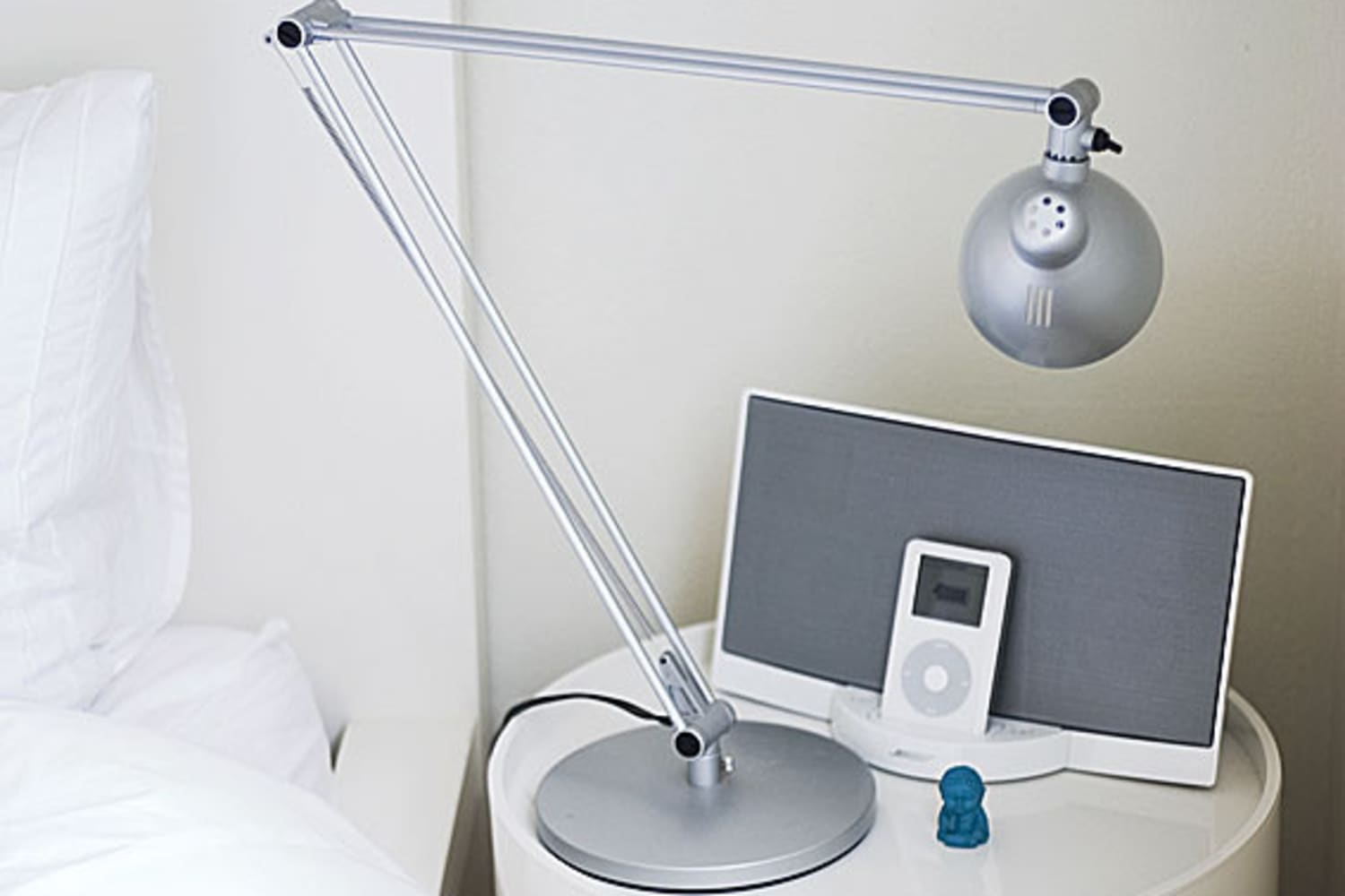 Easy Ways To Keep Clutter Under Control Apartment Therapy