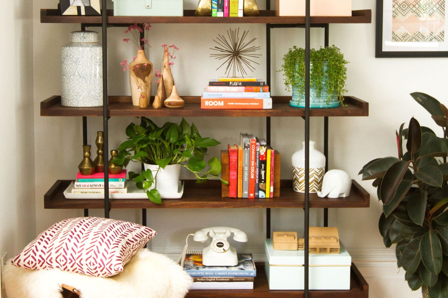 How to Style Bookshelves | Apartment Therapy
