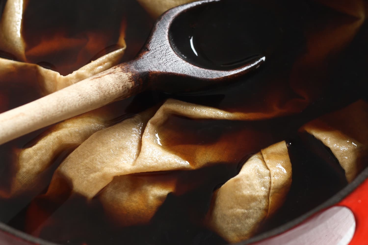 How To Naturally Dye Textiles Using Coffee & Tea | Apartment Therapy