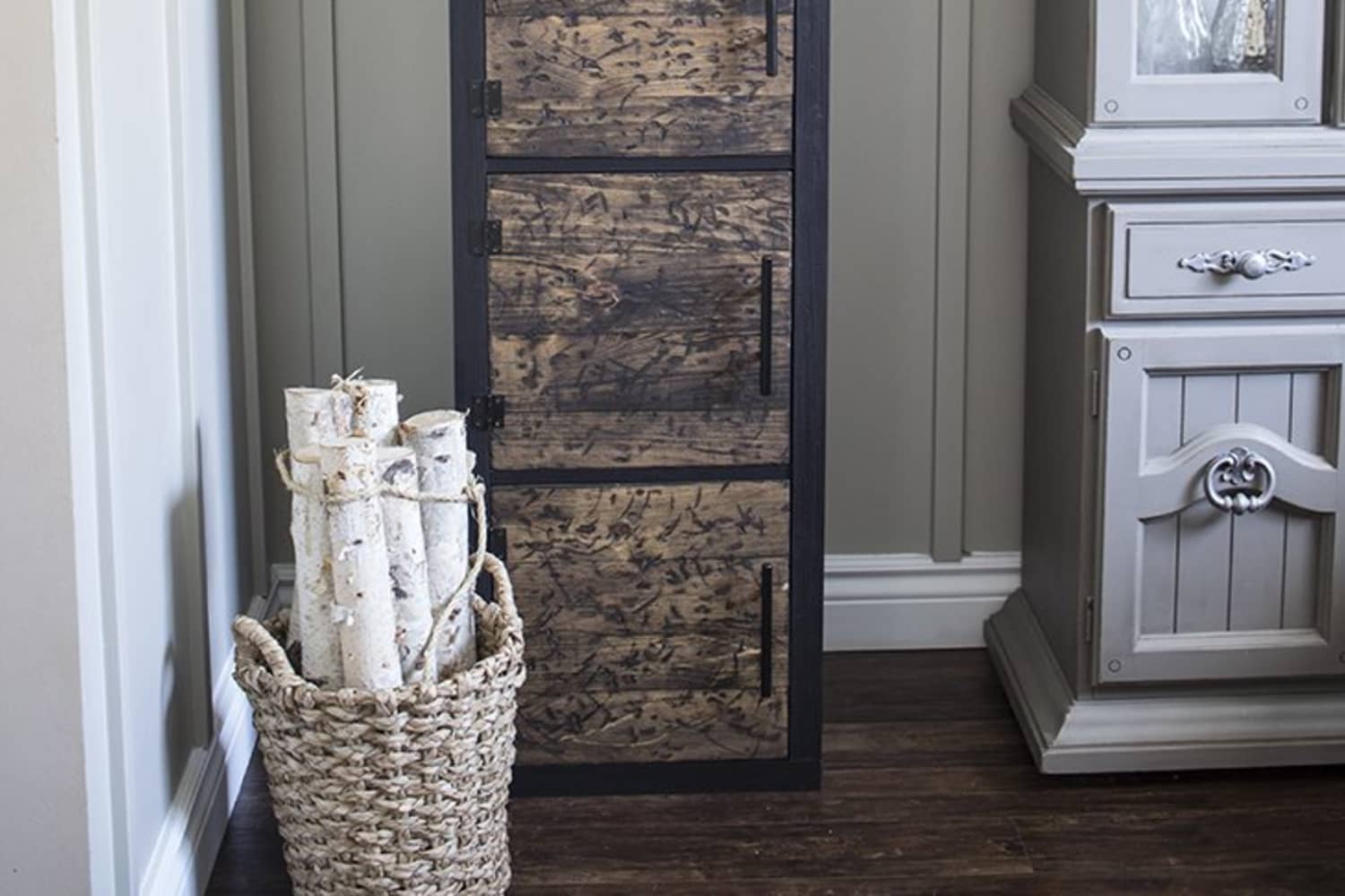 DIY Rustic Cube Shelves | Apartment Therapy