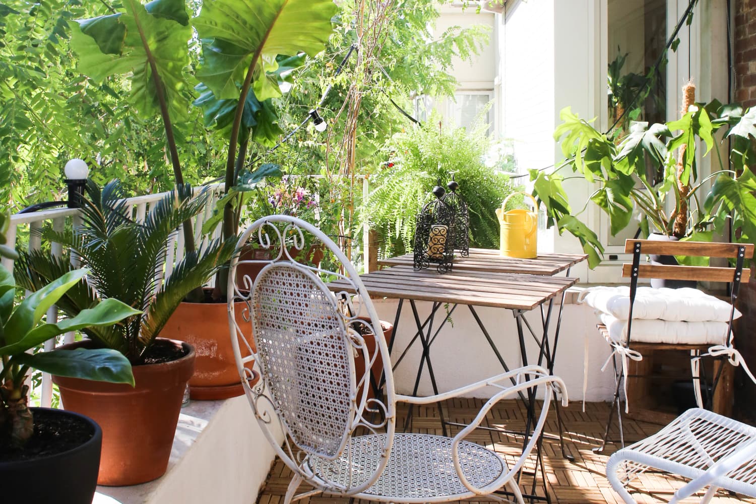 Shopping Guide: Get the Vintage Tropical Folk Look at Home | Apartment ...