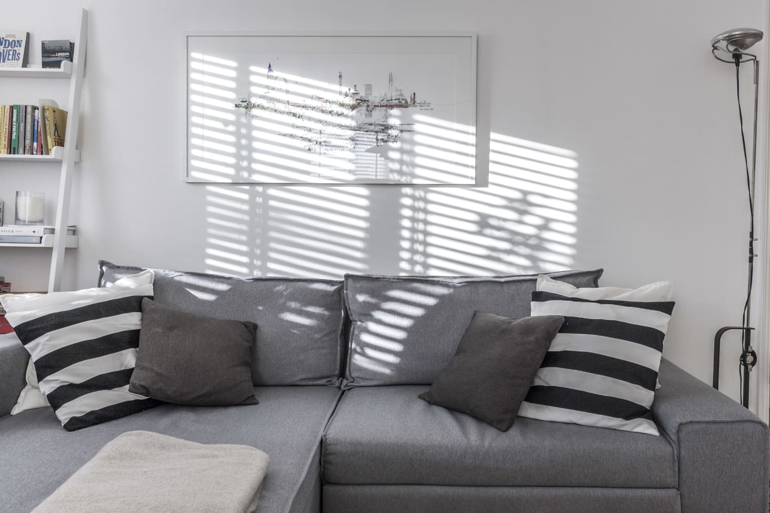 House Tour: A Minimal Scandi Italian Style London Flat | Apartment Therapy