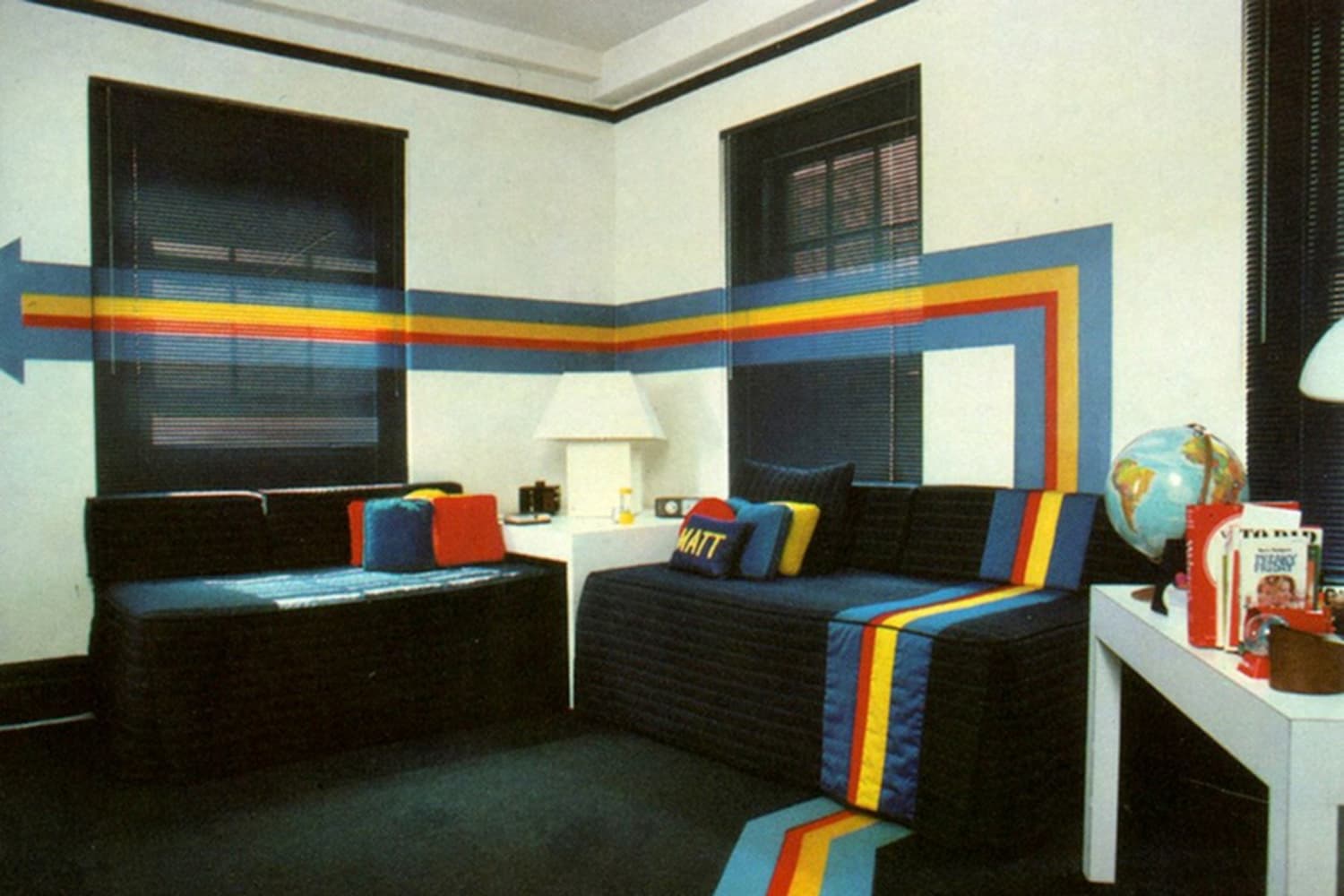Supergraphics: Is the '70s Design Trend Making a Comeback? | Apartment ...