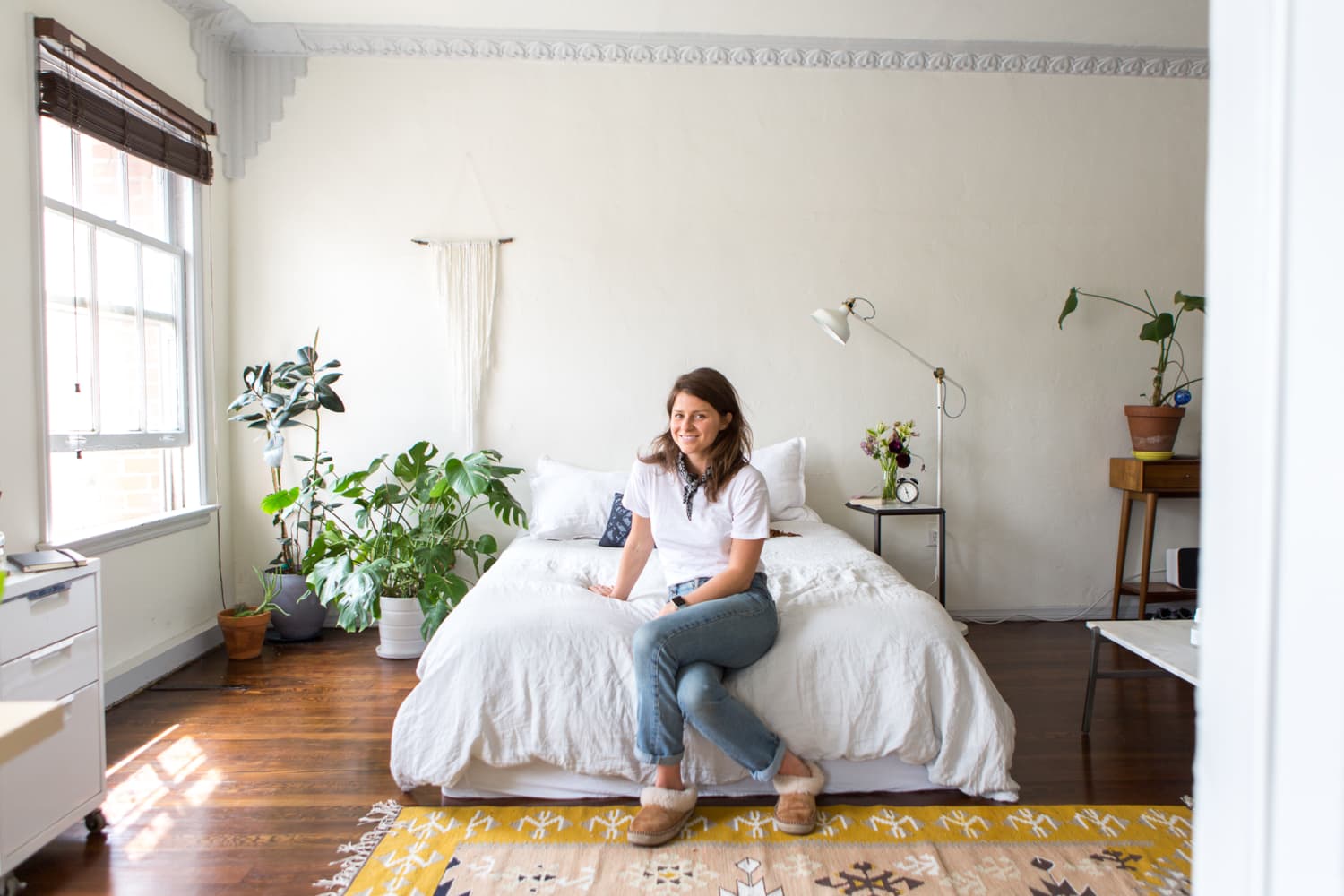 Tour: Lee From America's All-White Minimal LA Studio | Apartment Therapy