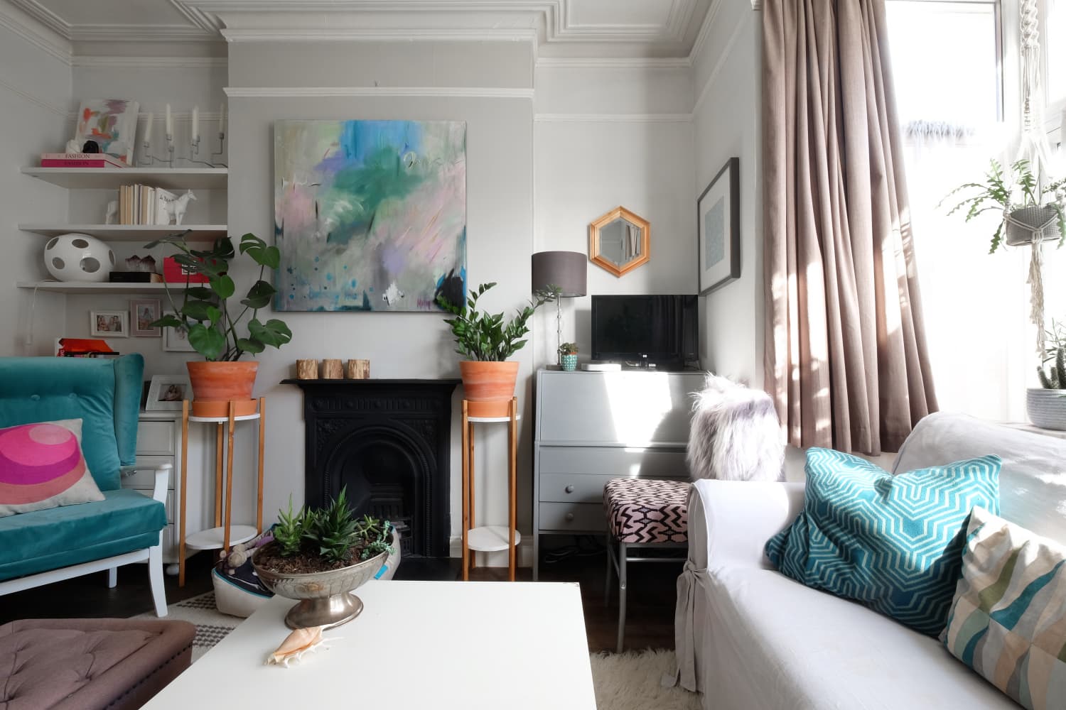 House Tour: An Organic Modern Boho London Flat | Apartment Therapy