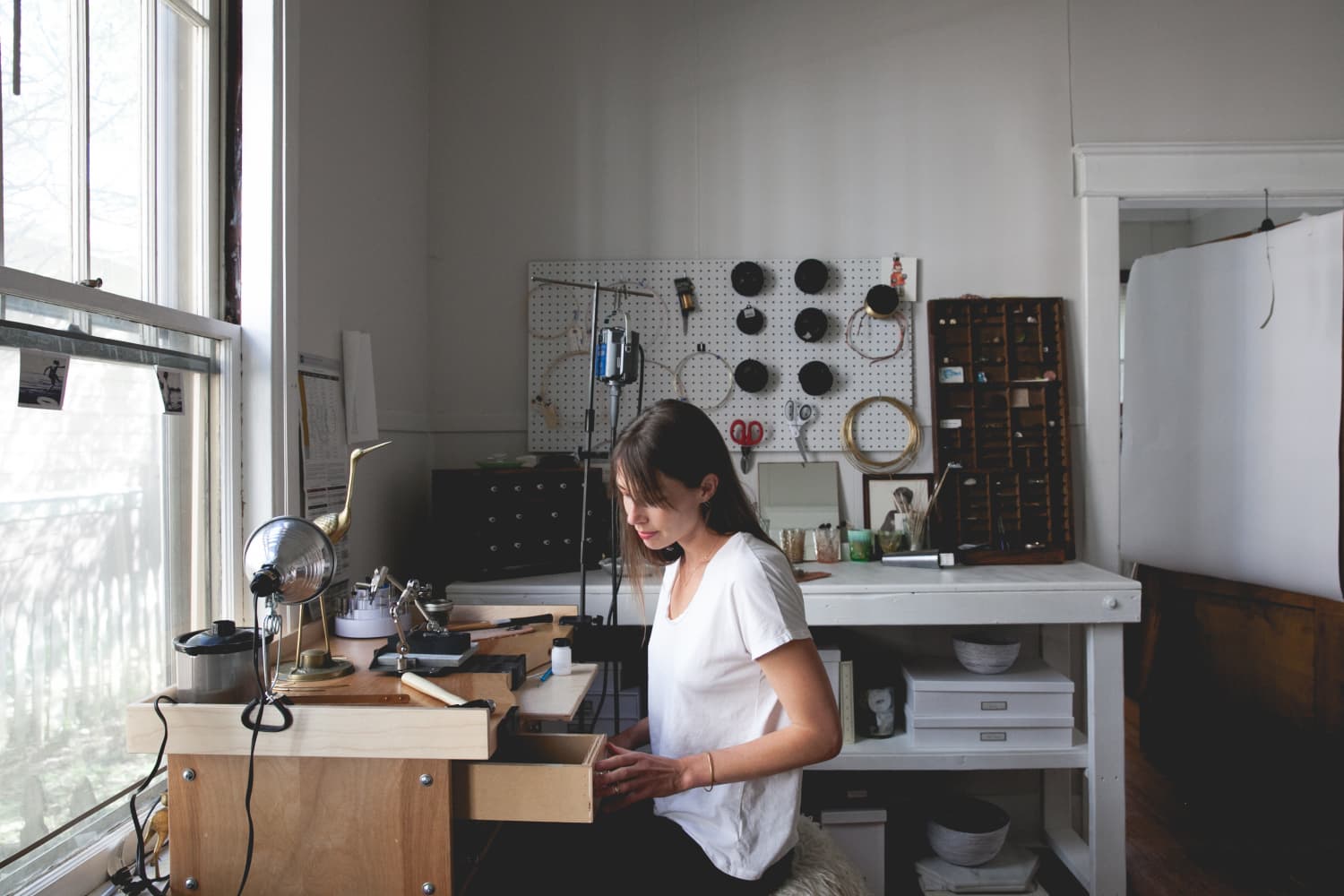 The Easiest Decluttering Plan: The Power of One | Apartment Therapy