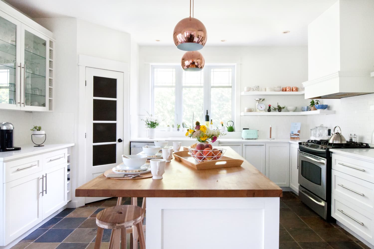 Ways to Use Toothpaste to Clean & Deodorize | Apartment Therapy