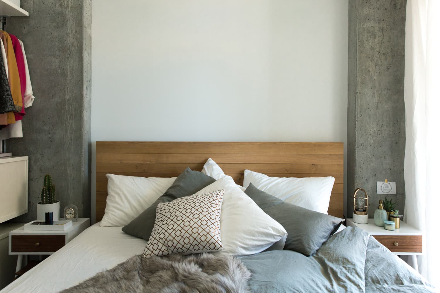 13 Bed Workouts for Your Butt - Exercises To Do From Bed | Apartment ...