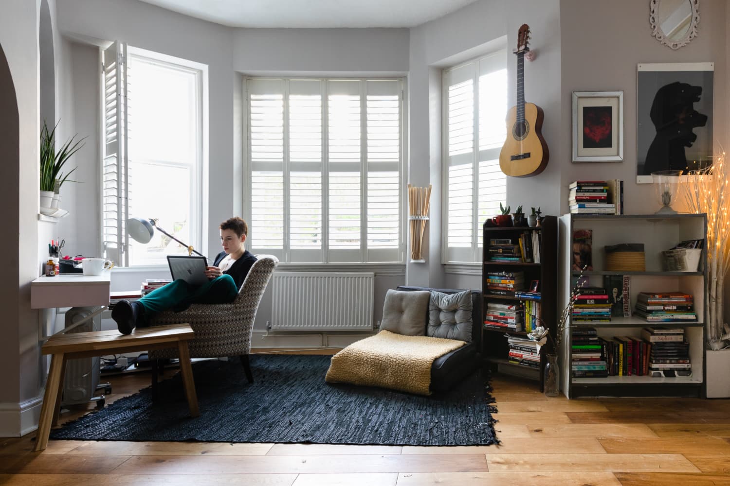 Laurie Penny's UK Studio Apartment | Apartment Therapy