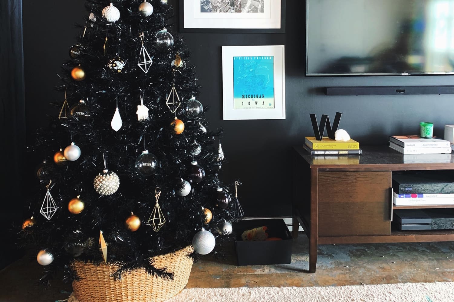 Treetopia Tuxedo Black Christmas Tree Review | Apartment Therapy