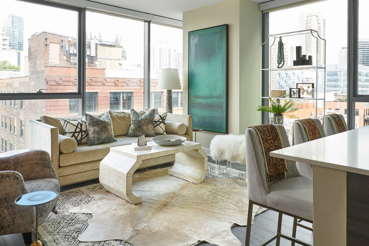 Chic Chicago High-Rise Apartment Mini Tour | Apartment Therapy