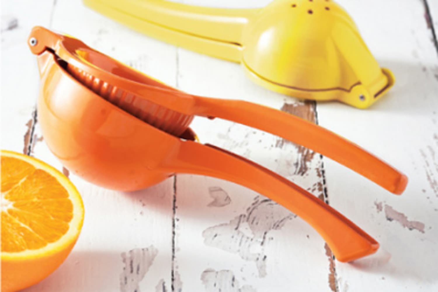 Bartender’s Tip: Best Tool for Squeezing Citrus | The Kitchn