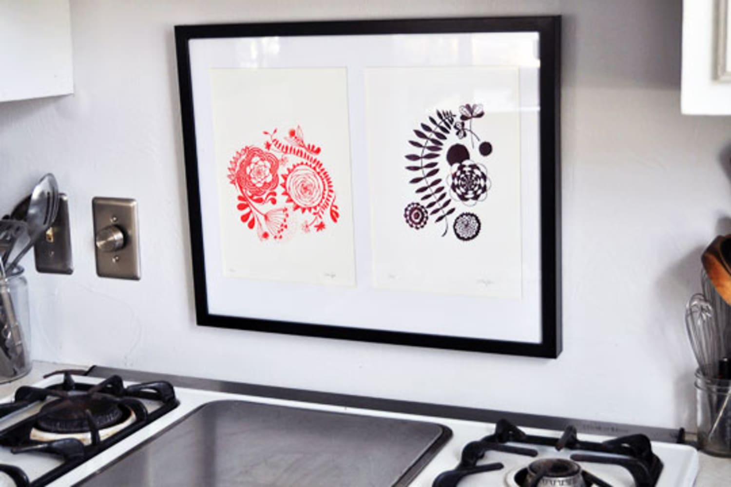 Why I Hung a Framed Picture Over My Stove | The Kitchn