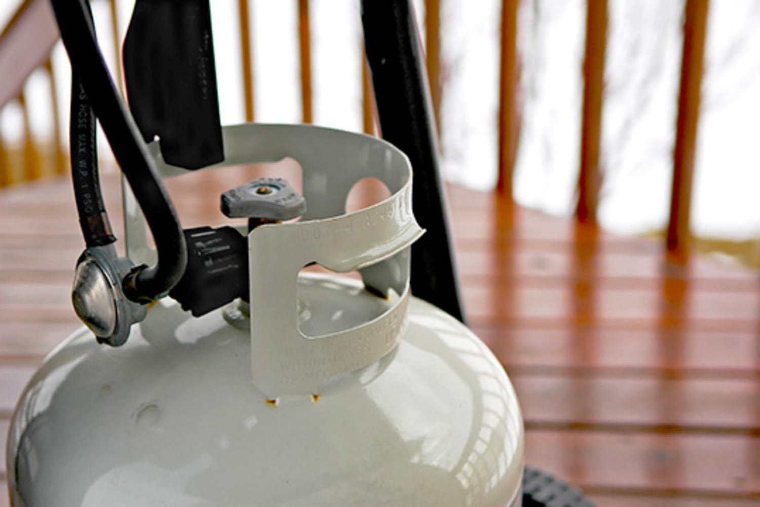 Grilling Tip: Check Your Propane Gas Level With a Cup of Water | The Kitchn