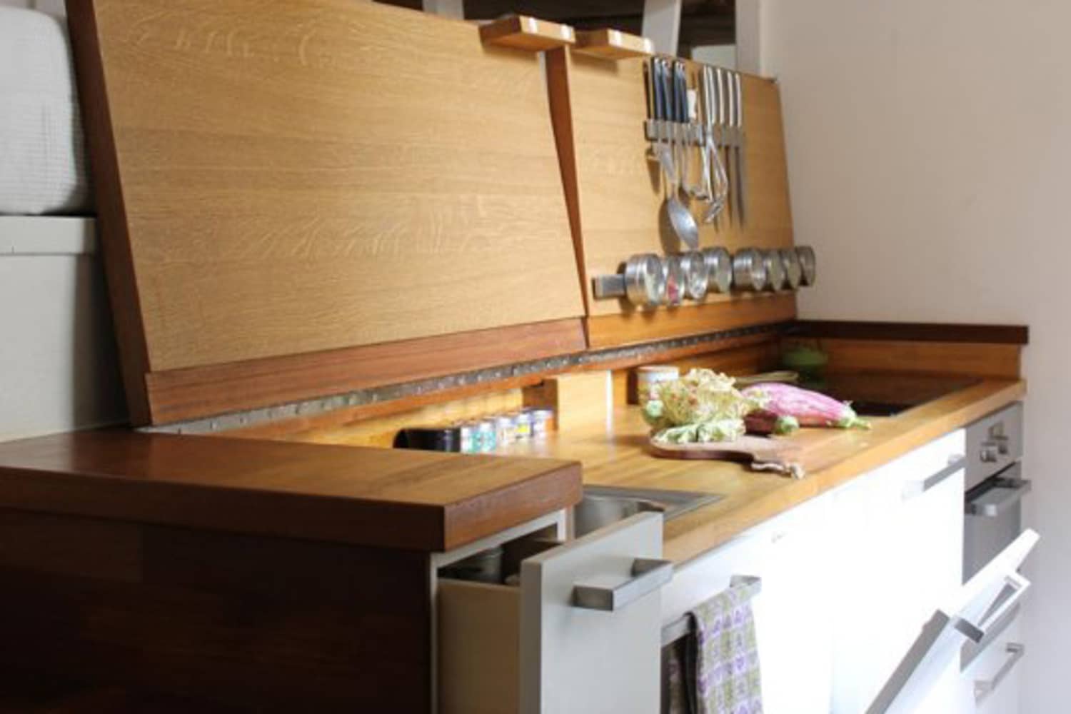 Real Kitchens That’ll Inspire: 15 Small Cool Kitchens To Check Out Now ...