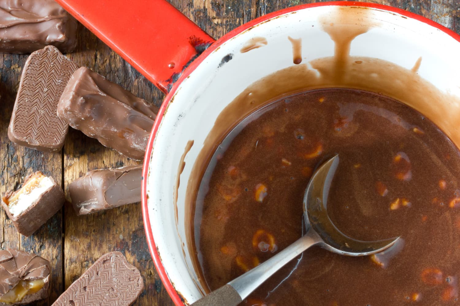 Easy Recipe: Creamy Candy Bar Sauce | The Kitchn