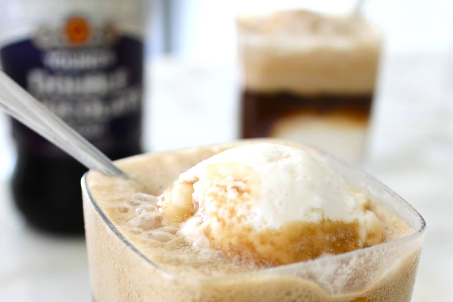 Two-Ingredient Cocktail Recipe: Double Chocolate Stout Ice Cream Float ...