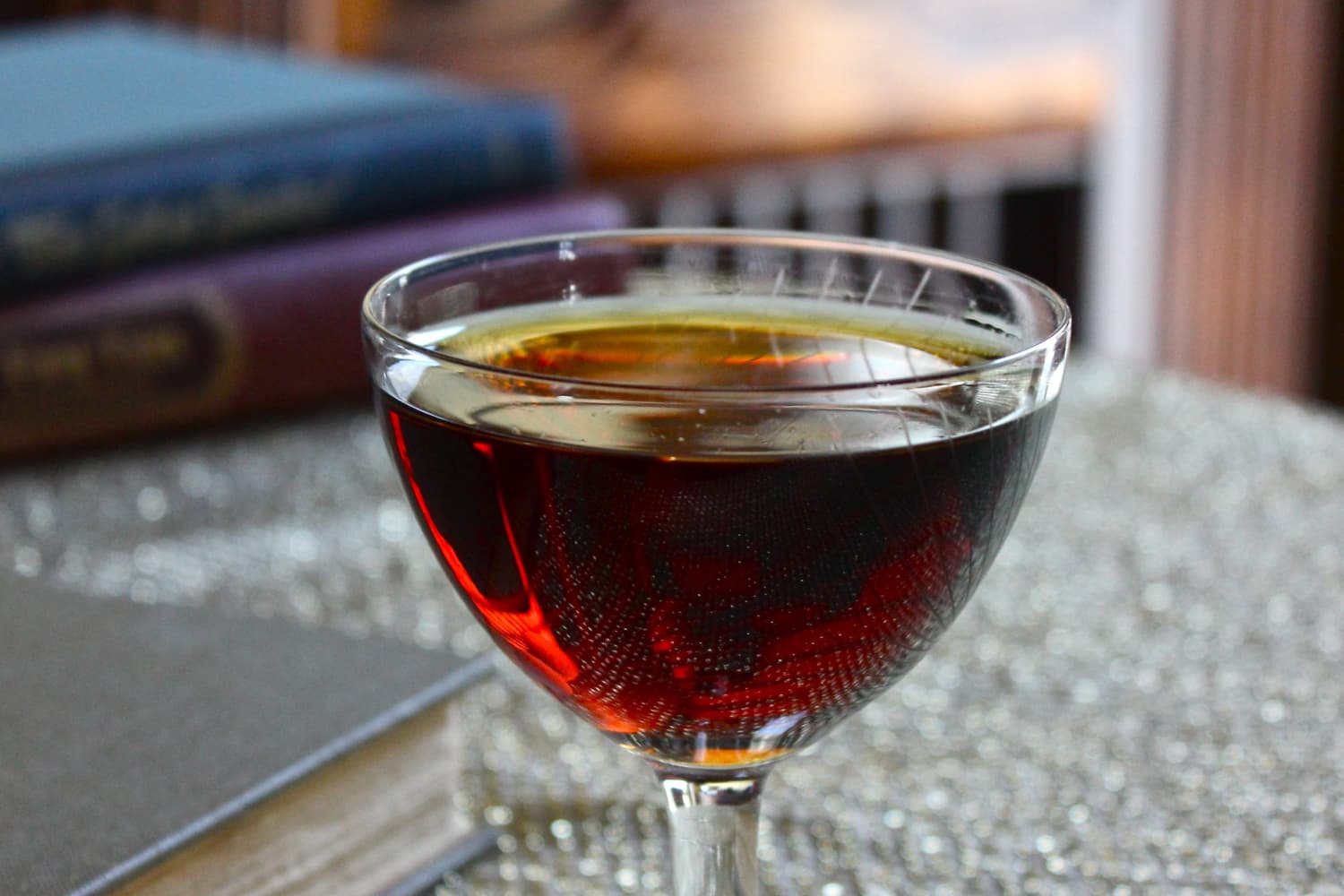Cocktail Recipe: The Kneecap Night Cap | The Kitchn