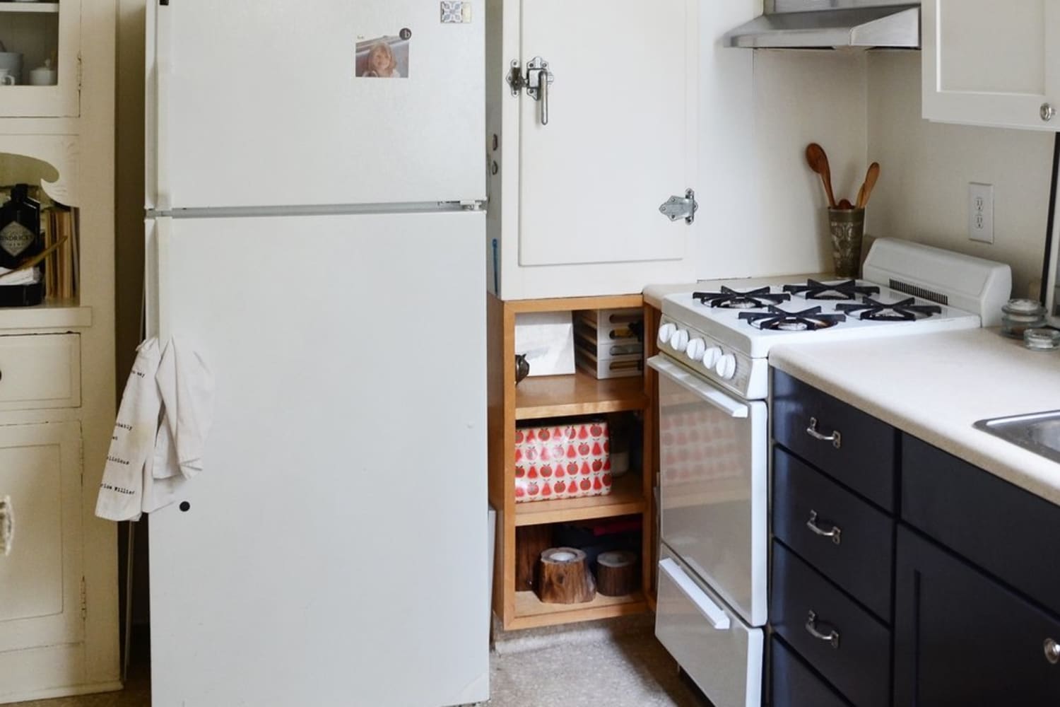 A Subtly Sophisticated Rental Kitchen with a Personal Touch | The Kitchn