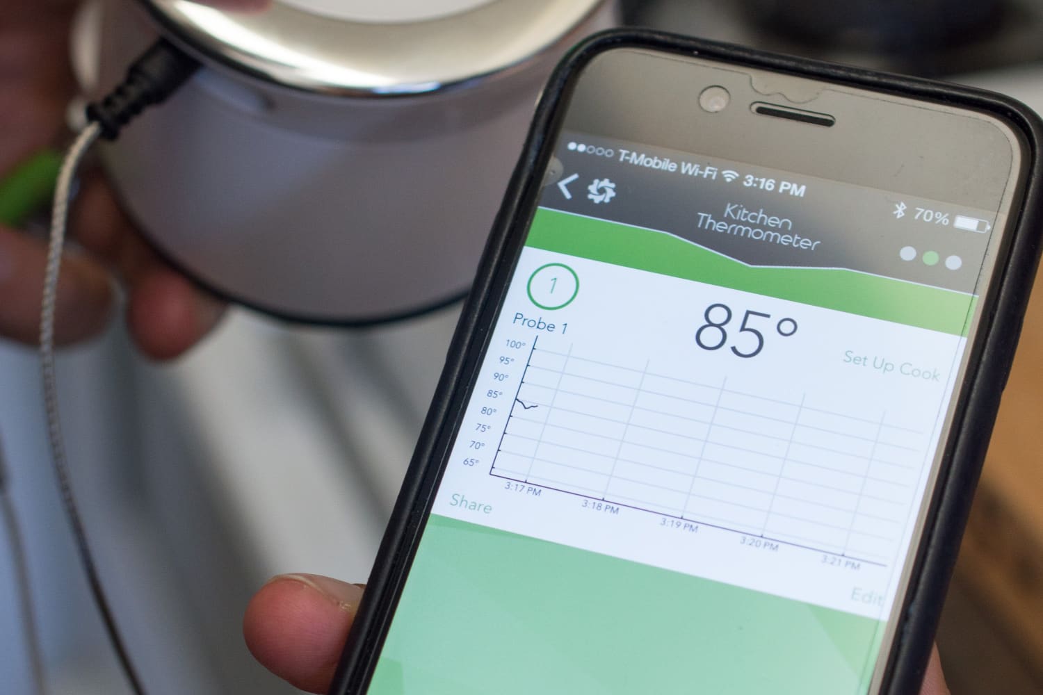 The iDevices Kitchen Thermometer Will Ping You When Dinner Is Ready ...