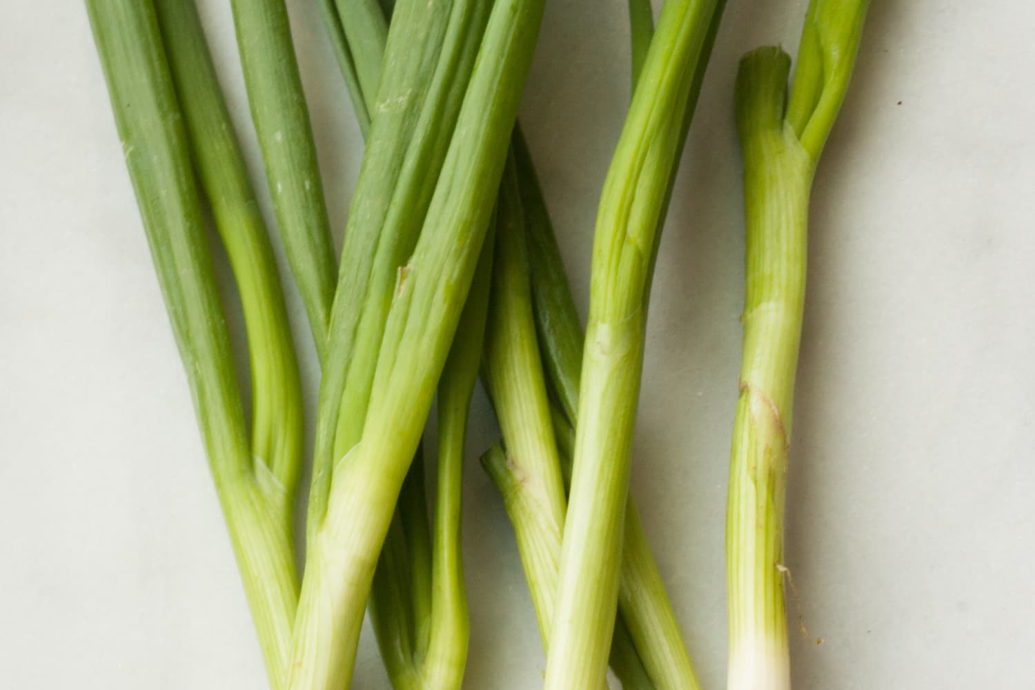 When to Use the White Part Versus the Green Part of a Scallion | The Kitchn