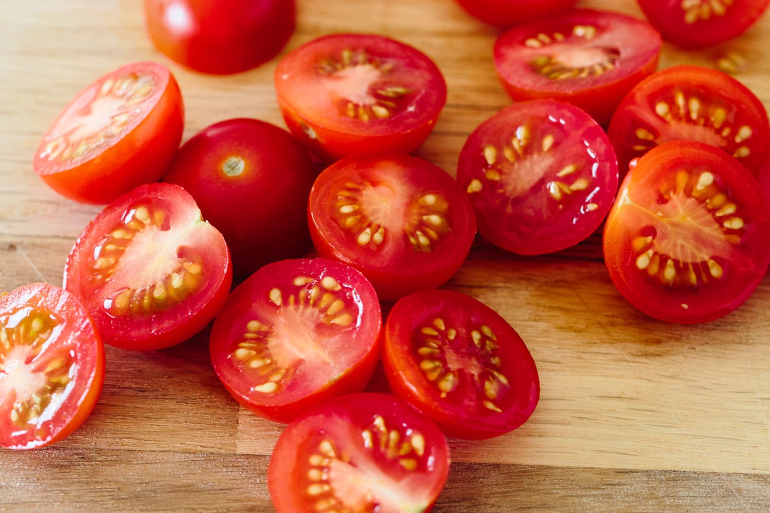 How To Slice a Bunch of Cherry Tomatoes at Once | The Kitchn