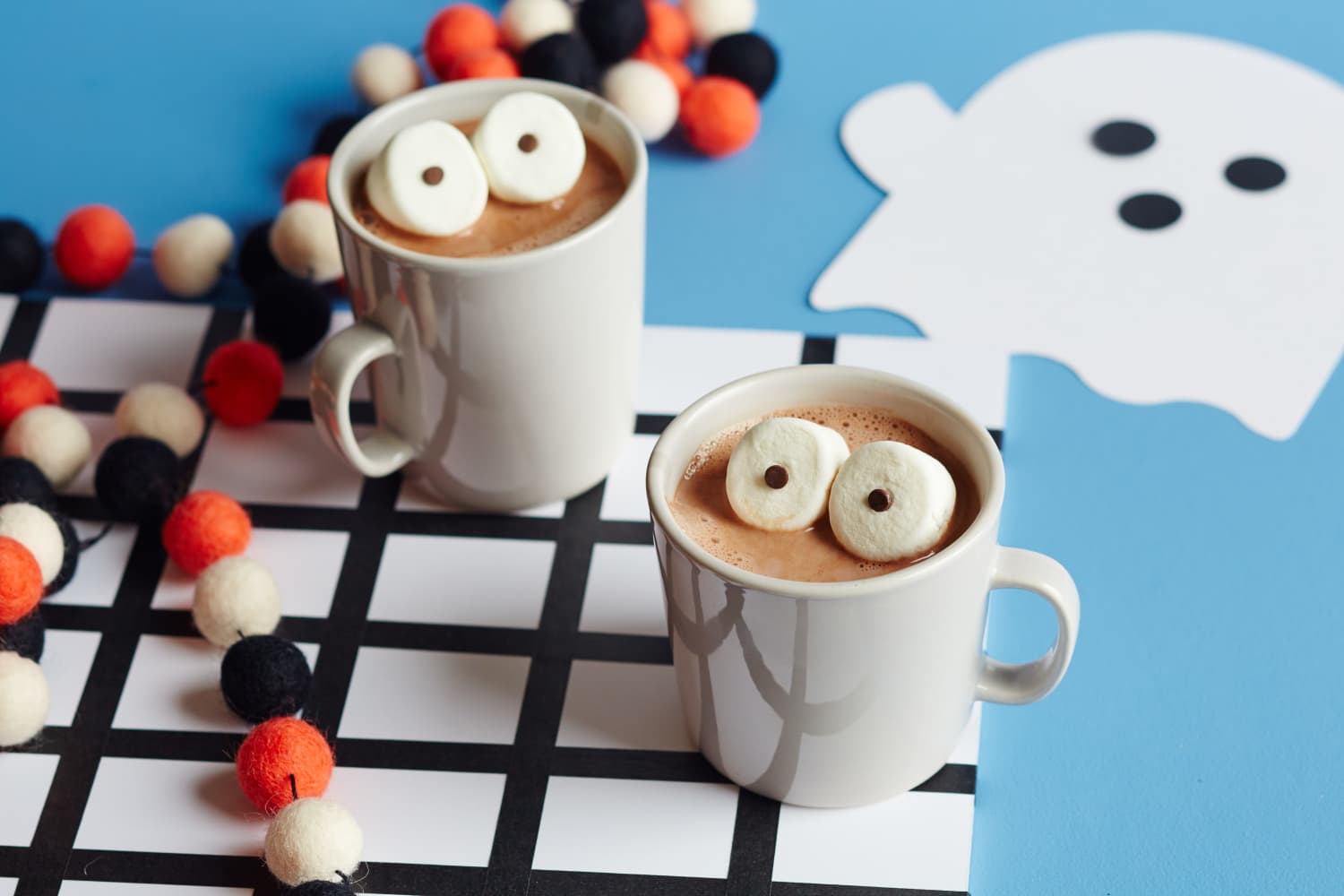 Make Marshmallows into Spooky Eyeball Hot Chocolate | The Kitchn