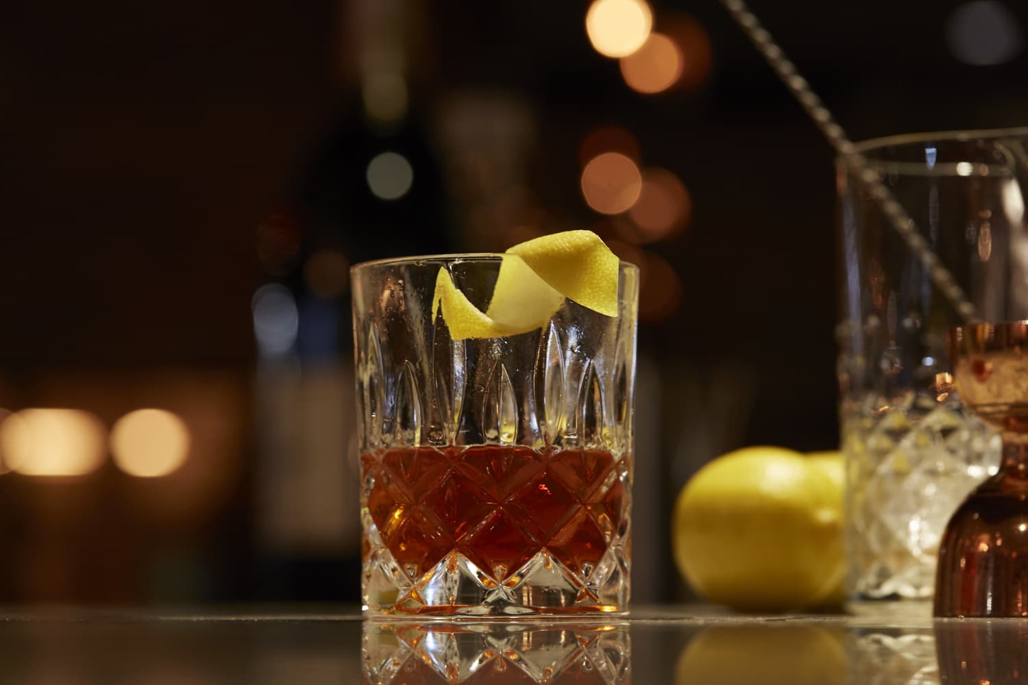 The Secrets of Ordering a Good Drink at a Hotel Bar | The Kitchn