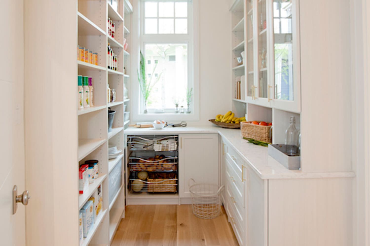 3 Ideas to Steal from This Perfectly Styled Pantry | The Kitchn