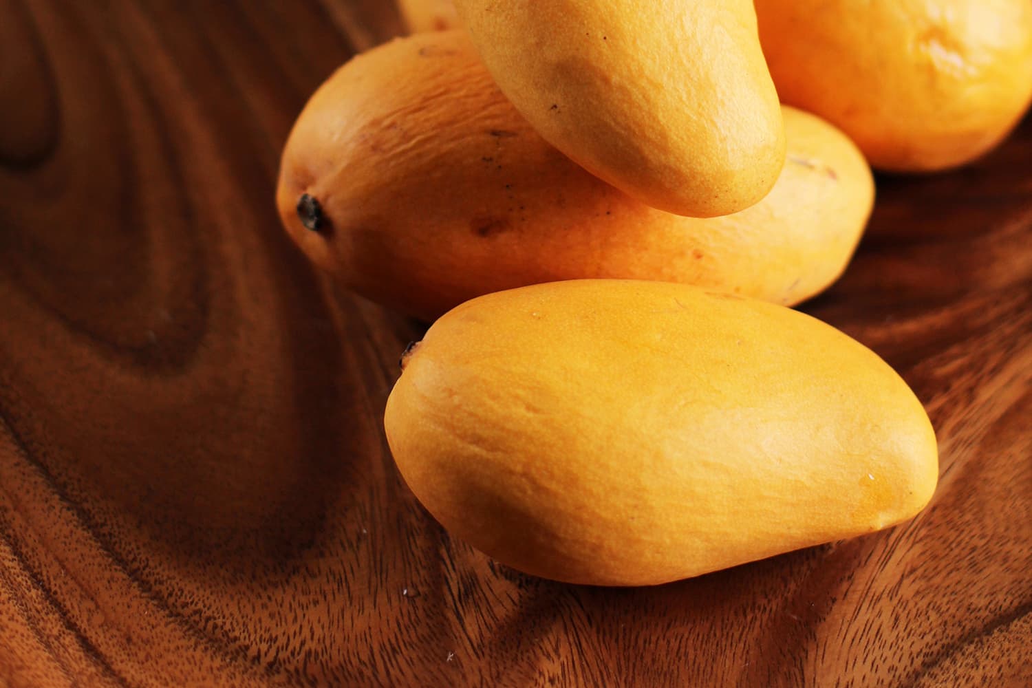 What Are Ataulfo Mangoes? | The Kitchn