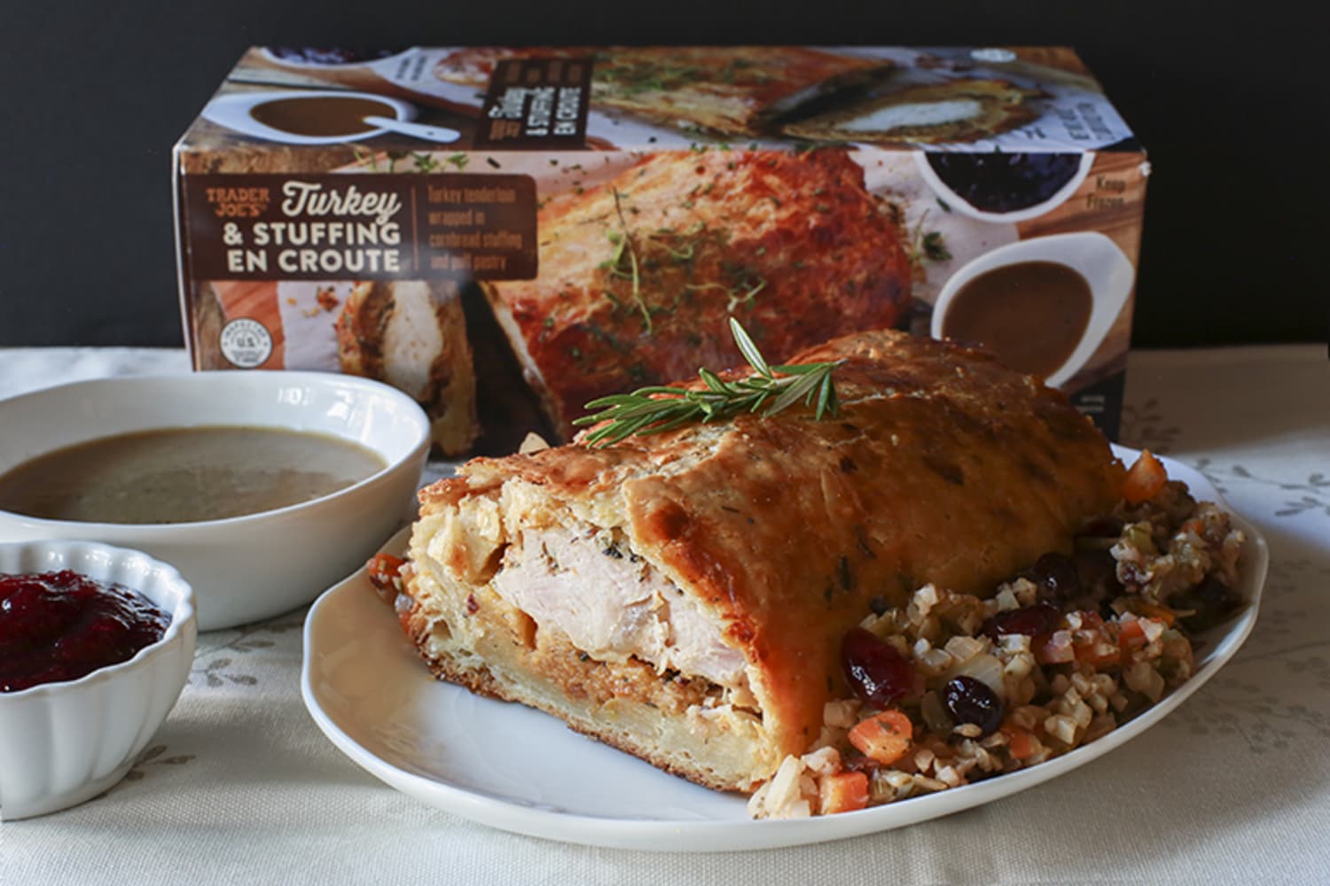 Trader Joes Thanksgiving In A Box Family Size Meal | The Kitchn