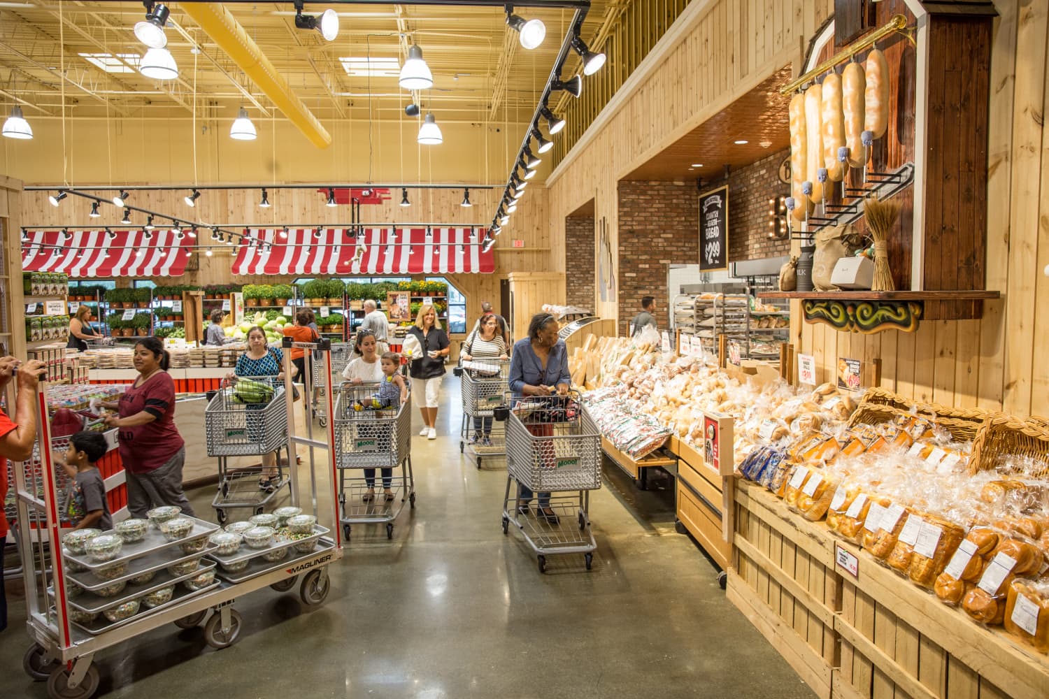 Stew Leonards Grocery Store Best Food Products | The Kitchn