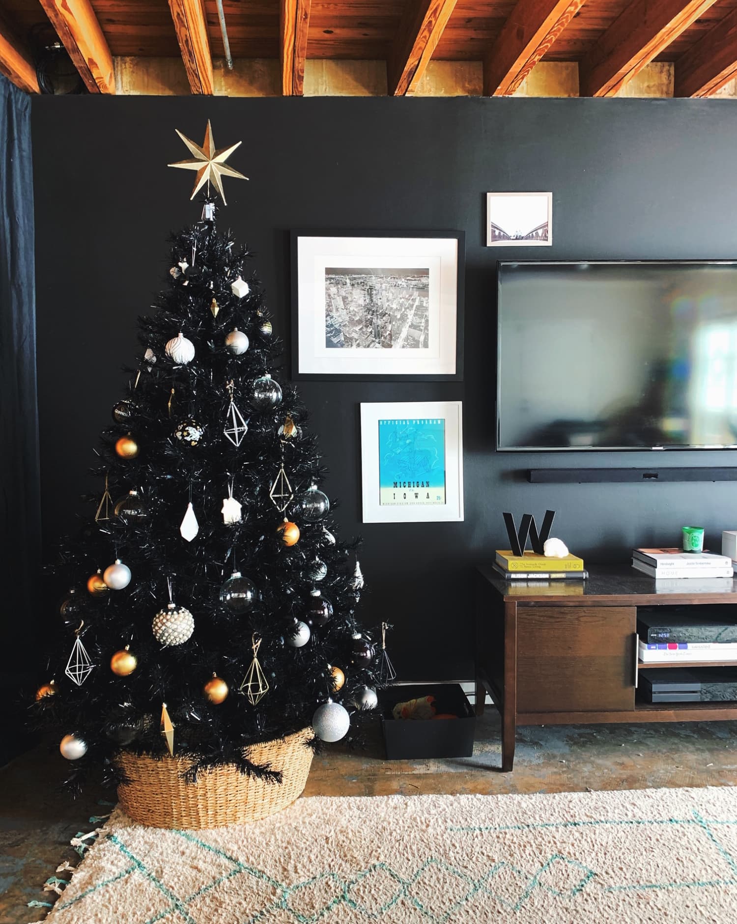 Treetopia Tuxedo Black Christmas Tree Review | Apartment Therapy