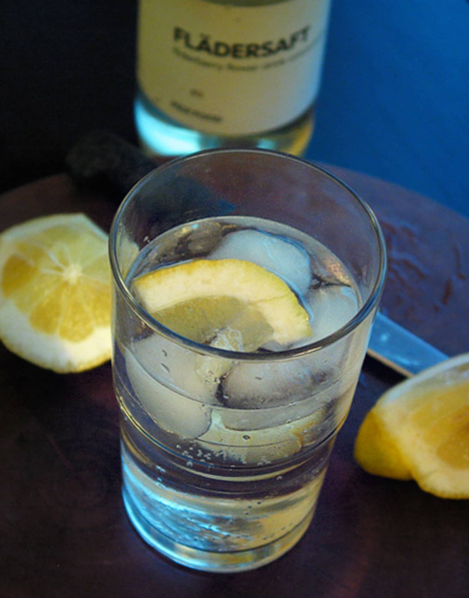 Recipe: Elderflower Cordial Cocktail | Kitchn