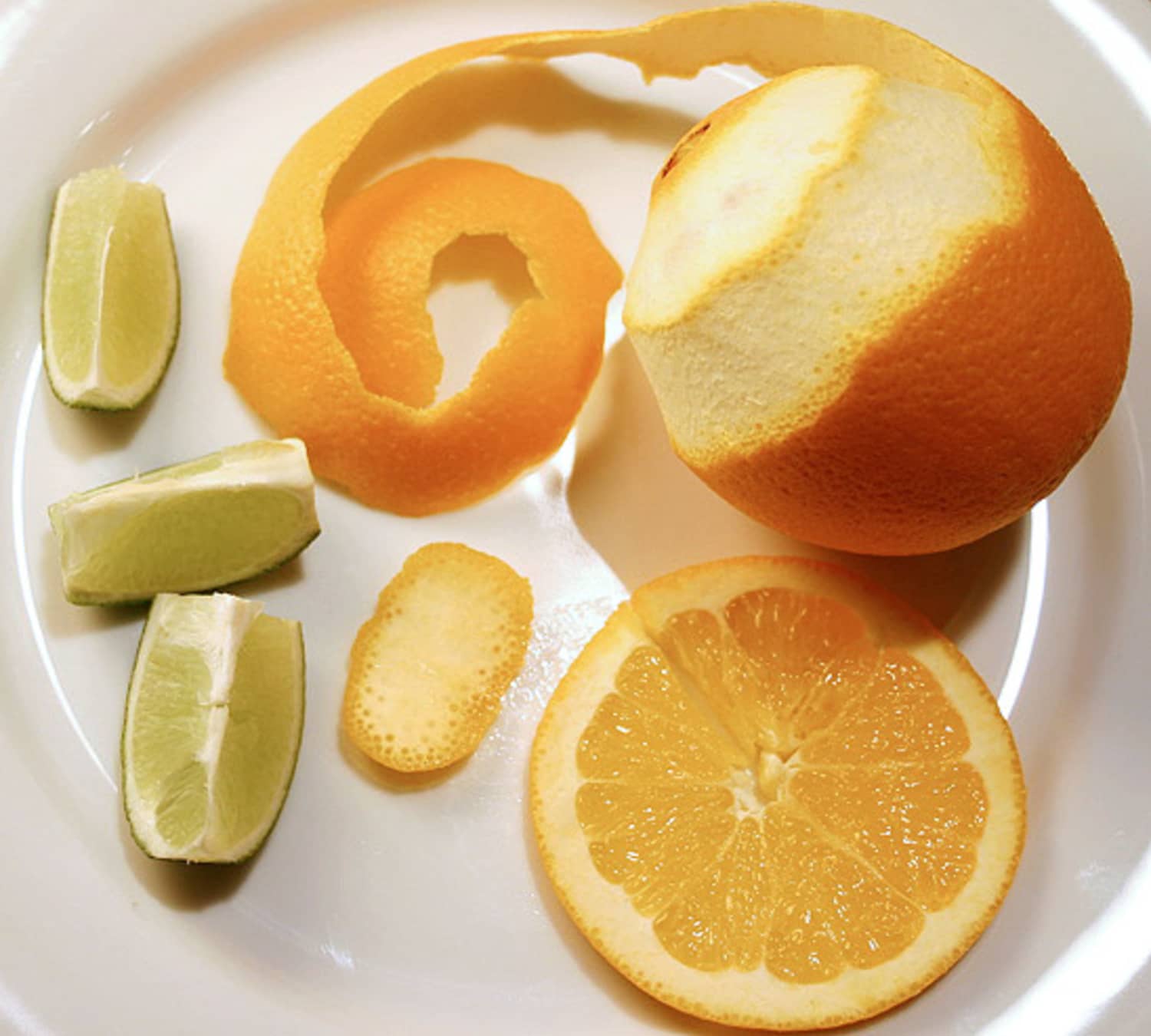 Cocktail Basics: Citrus Garnishes 6 Ways Straight Up Cocktails and ...