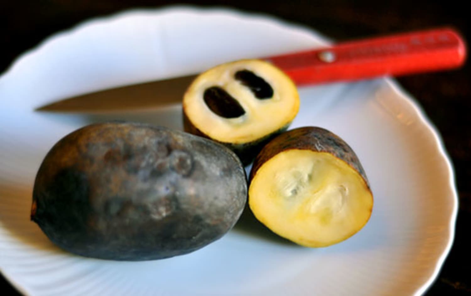 Have You Ever Tried a Pawpaw? Here’s How They Taste | Kitchn