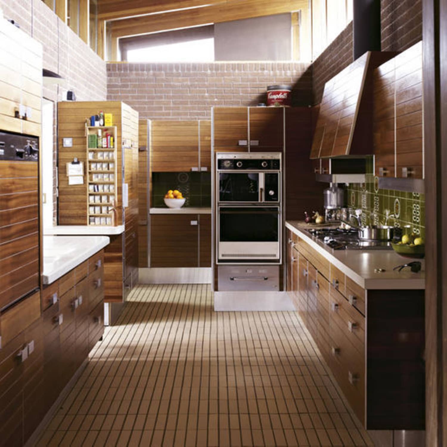 Decidedly Un-White: 14 Warm Wood Kitchens | Kitchn