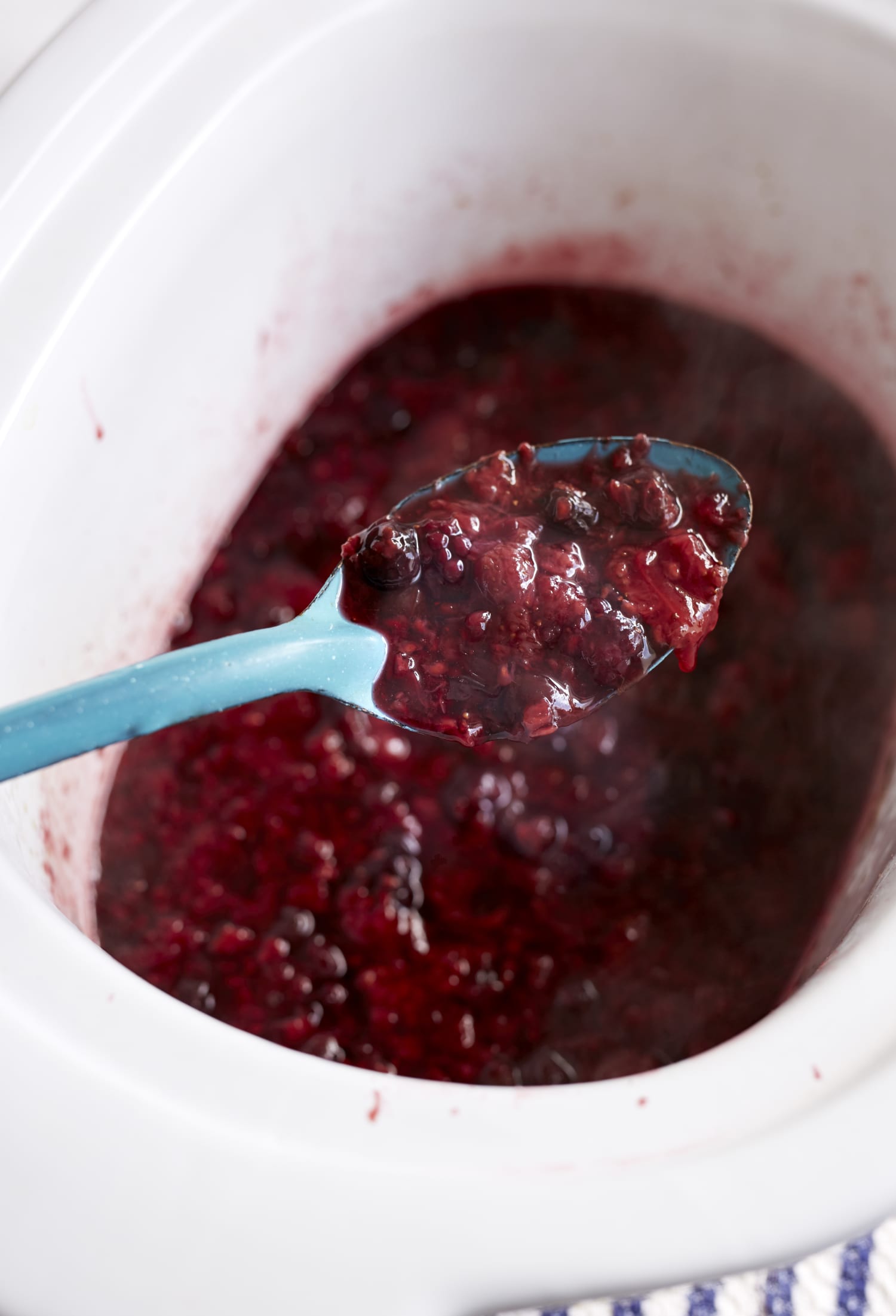 How To Make Summer Fruit Sauce In The Slow Cooker Kitchn How To Make Summer Fruit Sauce In The Slow Cooker Kitchn