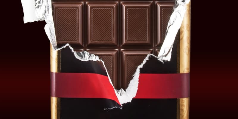 why do hershey bars turn white