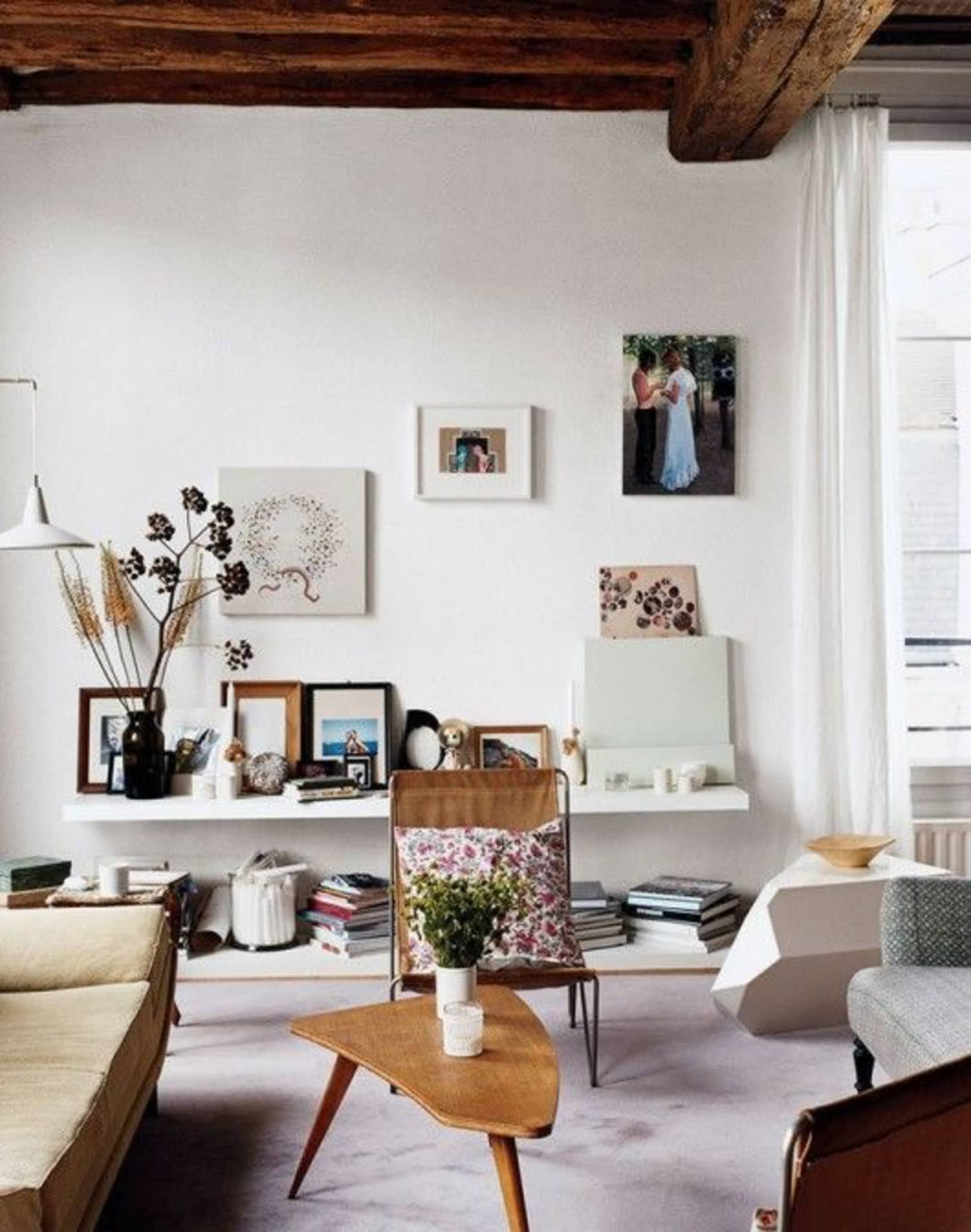 The Long, Low Shelf Is a Designer Trick That Never Fails | Apartment ...