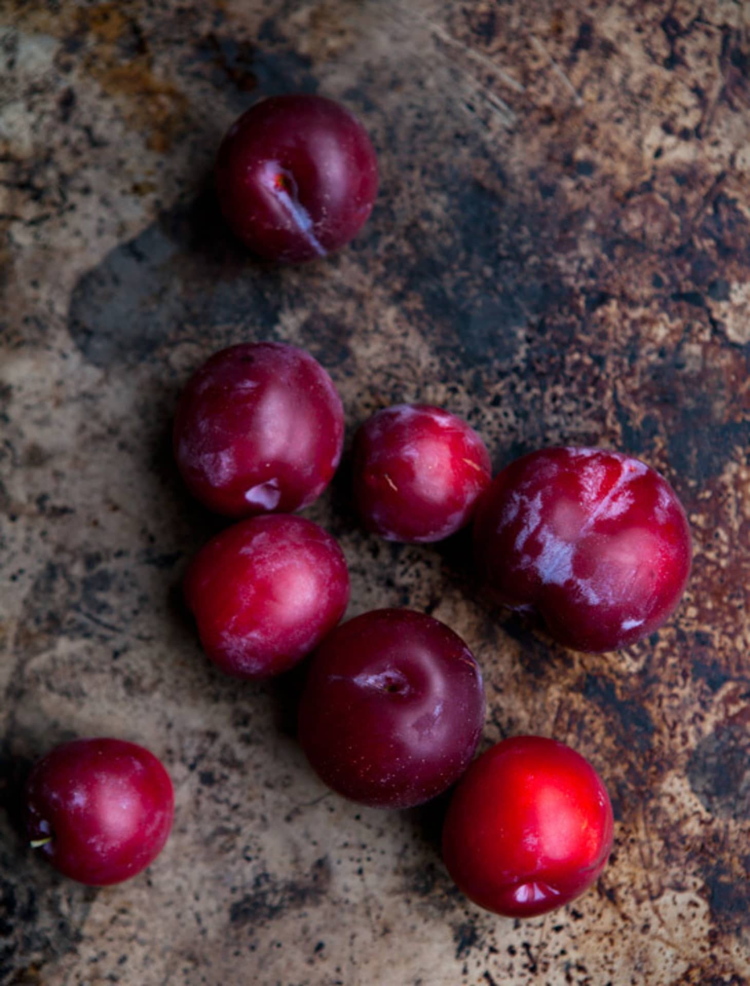 Summer Recipe: Whole Wheat Plum Crumble Pie | Kitchn