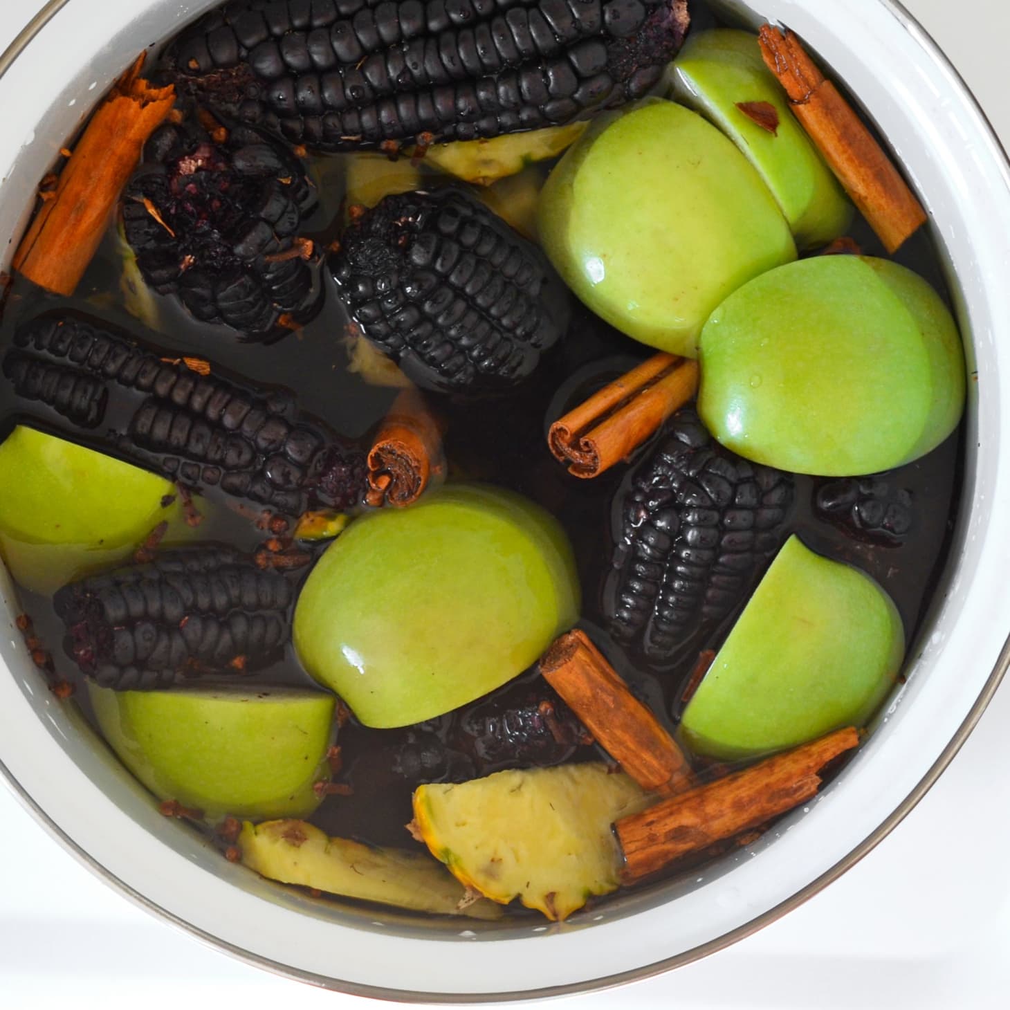 Summer Punch Recipe: Chicha Morada | Kitchn