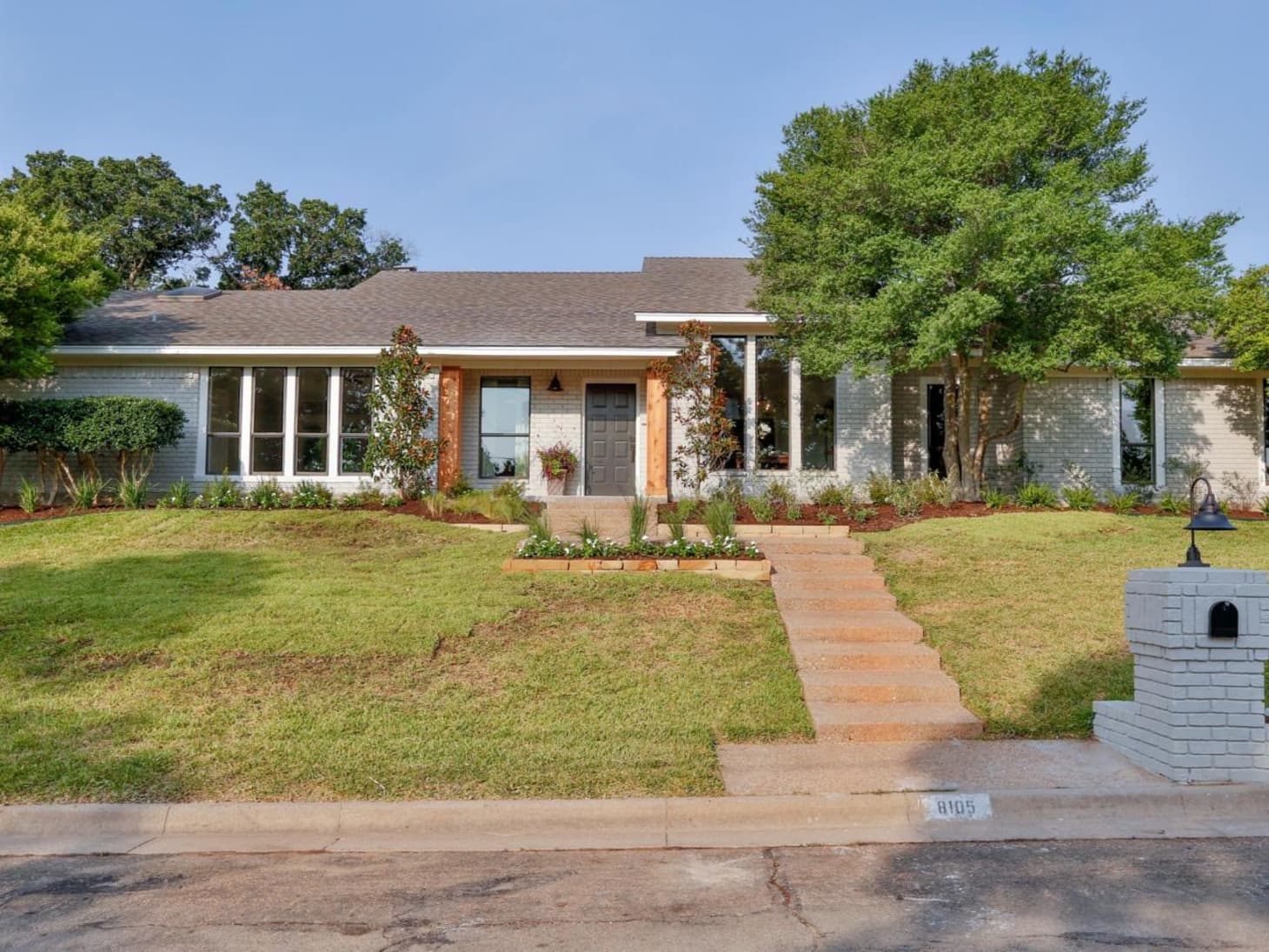 Ranch House Exterior Renovation Ideas to Steal | Apartment Therapy